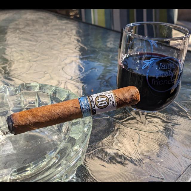 Alec Bradley - Mike's Cigars Brand
