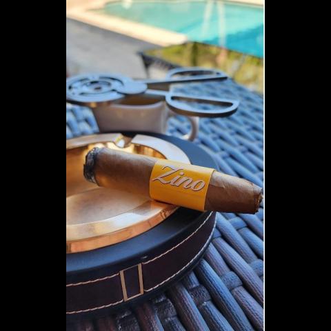 Zino - Mike's Cigars Brand